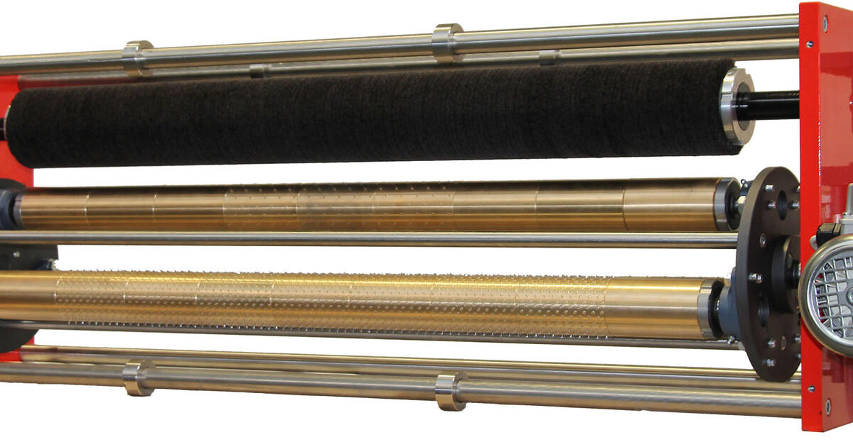 Drum microperforator for frequent and rapid changes in perforation ...
